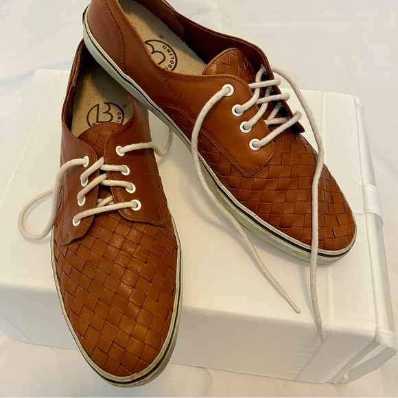 Bandolino | Shoes | Bandolino Woven Leather Lace Up Sneaker Loafer Size ...